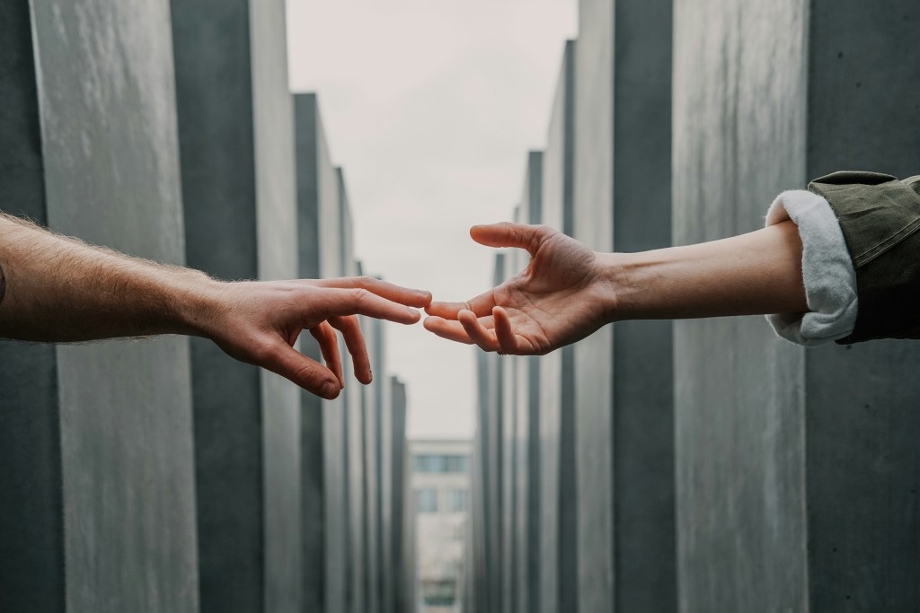 Continuing Bonds Theory in Grief Counselling - The Loss Foundation